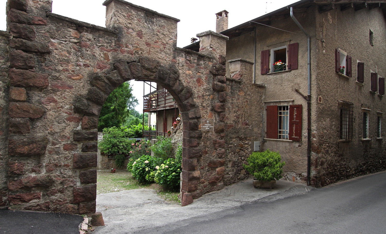 Villa Salvadori Zanatta, Meano - Locations - Hannah & Elia